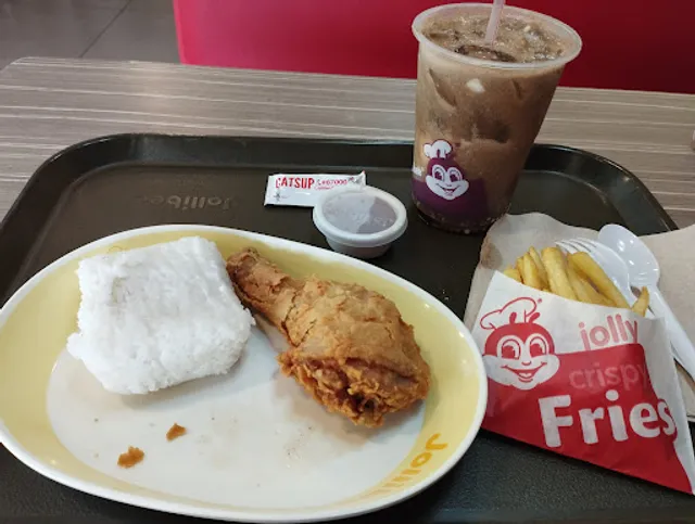 Jollibee Juan Luna- Padre Rada - reviews,open hours,photo spots, things ...
