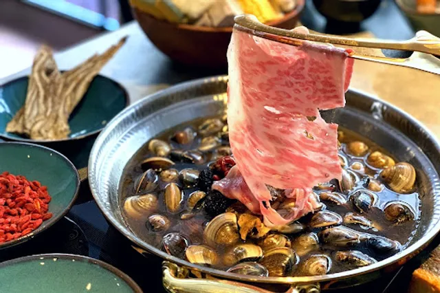 Yin Dao Zu Macao Hotpot - reviews,open hours,photo spots, things to do ...