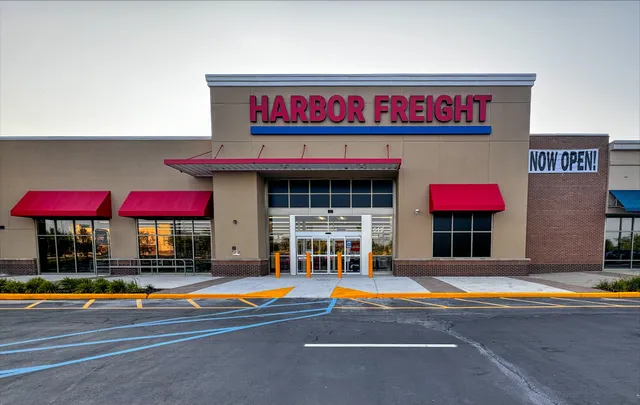 Harbor Freight - reviews,open hours,photo spots,things to do ...