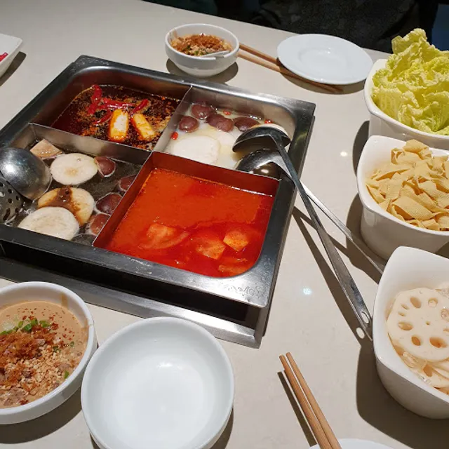 Haidilao Hot Pot - reviews,open hours,photo spots, things to do | WanderBoat AI Trip Planner