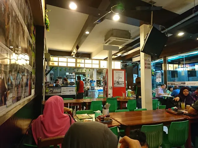 Tang Tea House (Jalan Kayu) - reviews,open hours,photo spots, things to ...