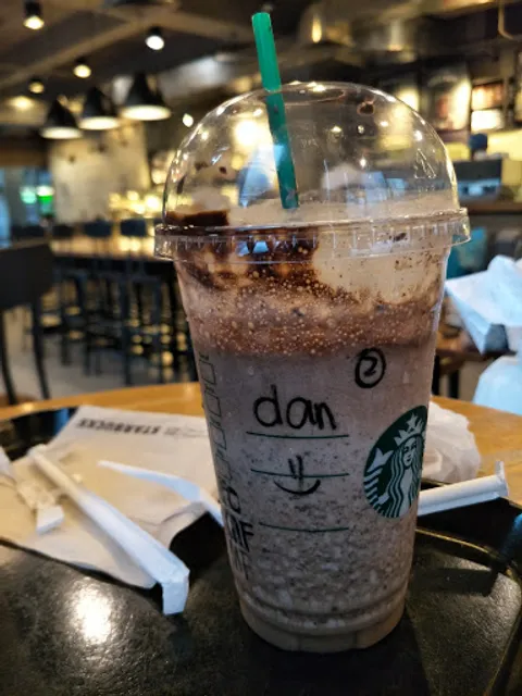Starbucks Metroplaza Dagupan - reviews,open hours,photo spots, things ...