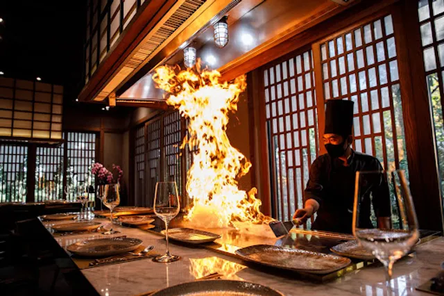 Shichi Teppanyaki - reviews,open hours,photo spots, things to do | WanderBoat AI Trip Planner