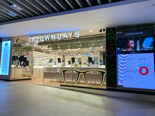 OWNDAYS ION Orchard - reviews,open hours,photo spots,things to do ...