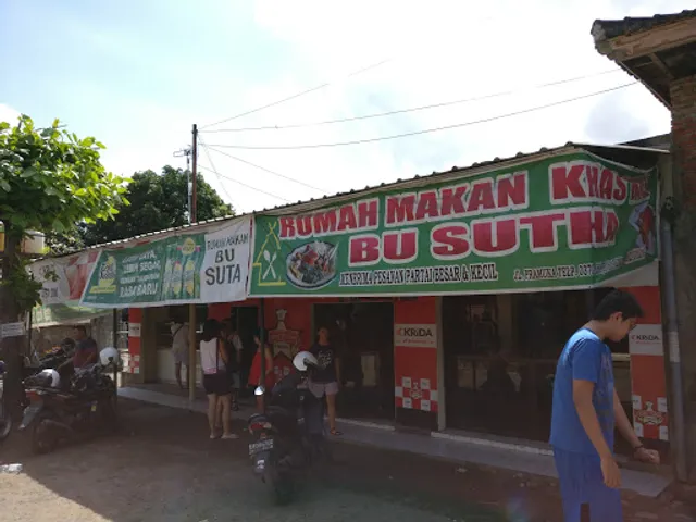 Warung Bu Sutha Khas Babi Guling - reviews,open hours,photo spots, things to do | WanderBoat AI ...