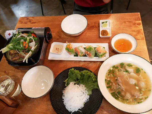 Pho Stop @ Shenton Way - reviews,open hours,photo spots, things to do ...