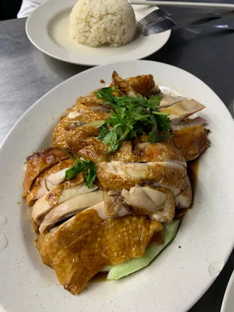 Seng Kee Chicken Rice • 成記雞飯 • Solaris Mont Kiara - reviews,open hours ...