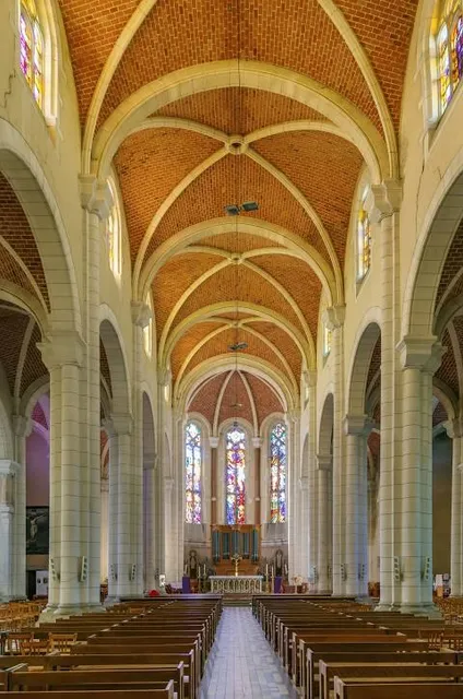 Basilique du Sacré-Coeur de Bourg-en-Bresse - reviews,open hours,photo ...