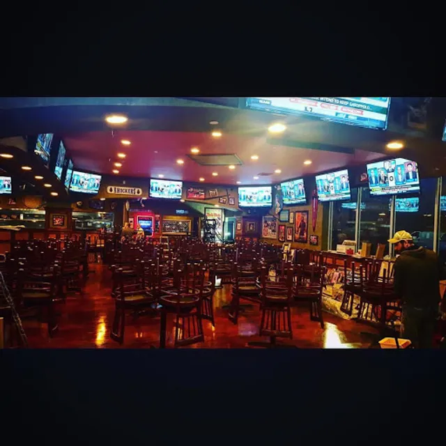 Tilted Kilt Pub & Eatery - reviews,open hours,photo spots, things to do ...
