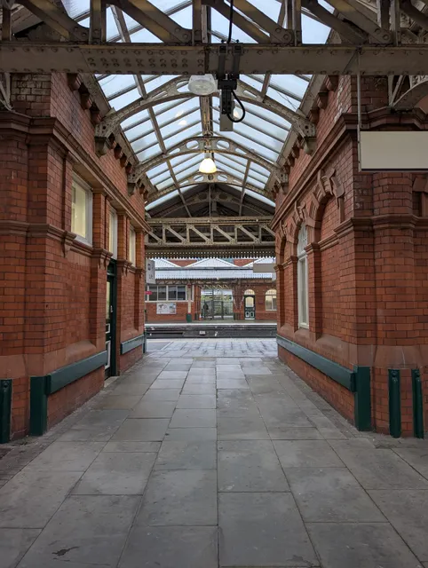 Nottingham Railway Station in Carrington St., Nottingham NG2 3AQ ...