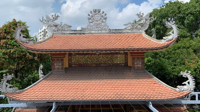 Quan Am Monastery - reviews,open hours,photo spots,things to do ...