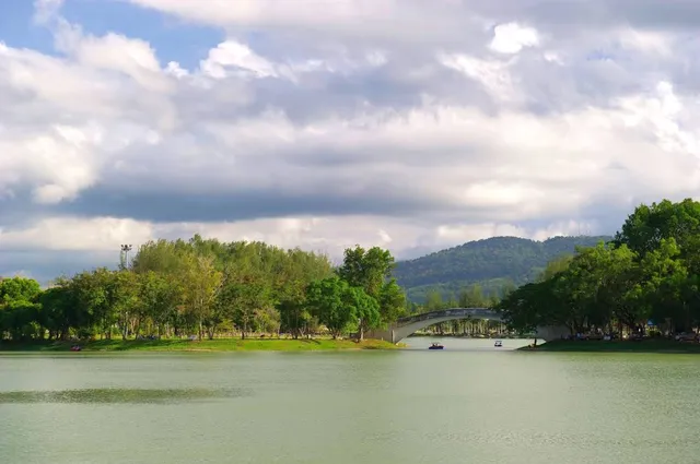 Suan Khwan Muang - reviews,open hours,photo spots,things to do | WanderBoat AI Trip Planner