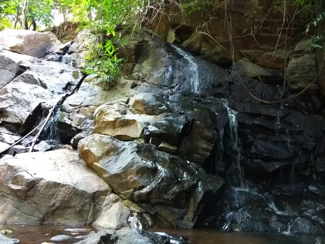 Khuludi Mahadev Temple & Waterfall - reviews,open hours,photo spots ...