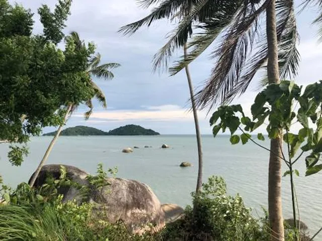 Pantai Esen - reviews,open hours,photo spots,things to do | WanderBoat ...