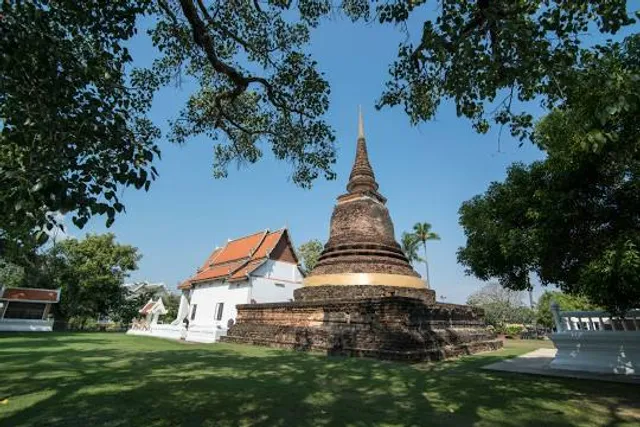 Wat Ratcha Thani - reviews,open hours,photo spots,things to do ...