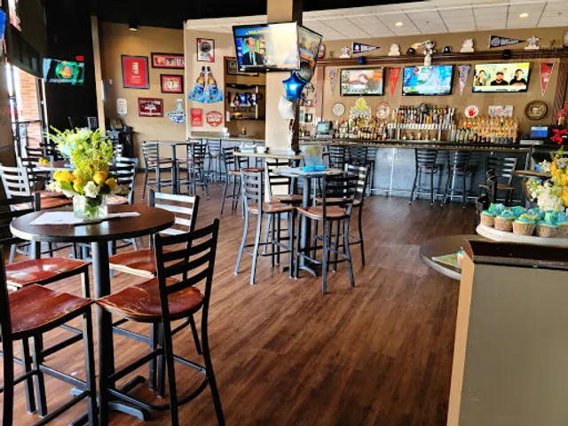 FIELDHOUSE Pub and Grill - reviews,open hours,photo spots, things to do ...