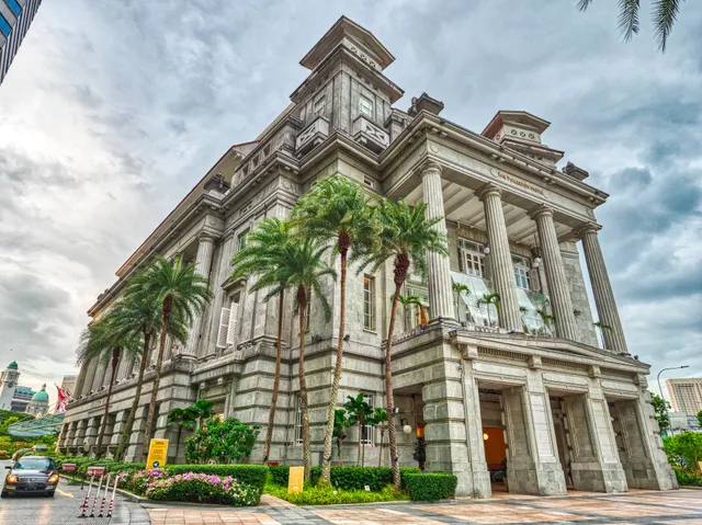 Fullerton Square - reviews,open hours,photo spots,things to do ...