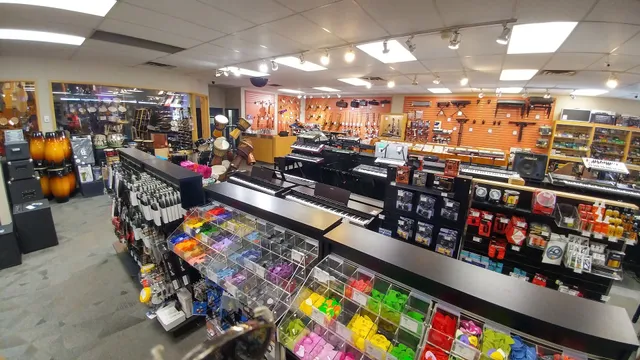 Long & McQuade Musical Instruments in 863 Milner Ave, Scarborough, ON ...