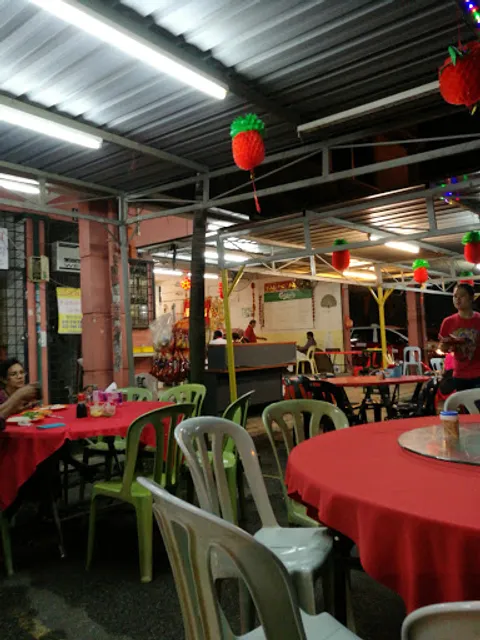 828 Rodney Wong Curry Leaf Crab Restaurant - reviews,open hours,photo ...