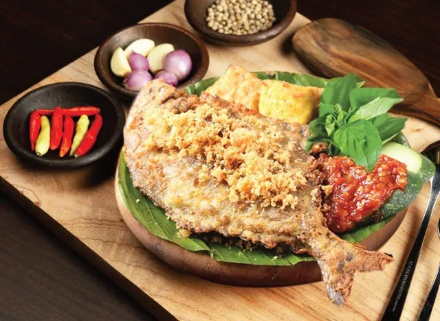 D'penyetz @ Admiralty - reviews,open hours,photo spots, things to do ...