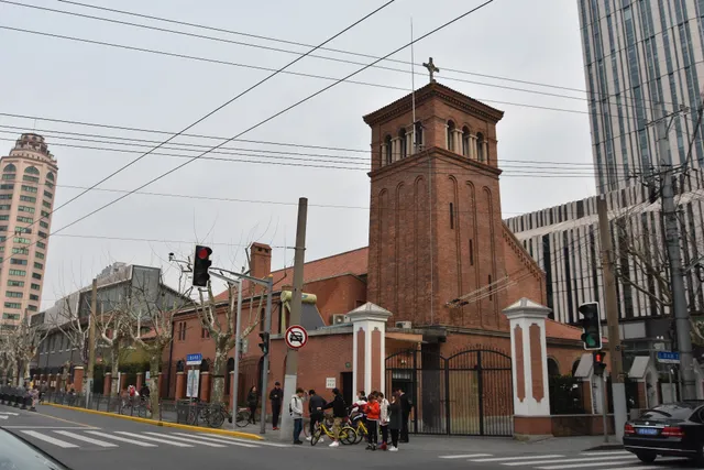 Christ All Saints Church in Shanghai （West Gate） in Shanghai, China ...