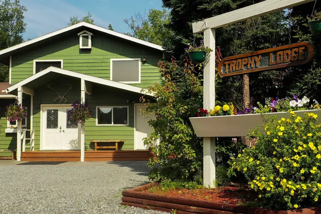 Alaska Fishing Lodge and Soldotna B&B Charters in Alaska, United States ...