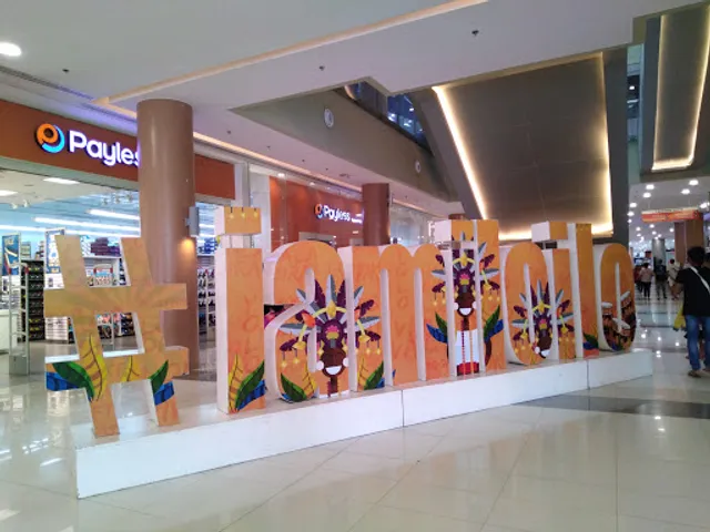 JCO Donuts & Coffee - Robinsons Iloilo - reviews,open hours,photo spots ...
