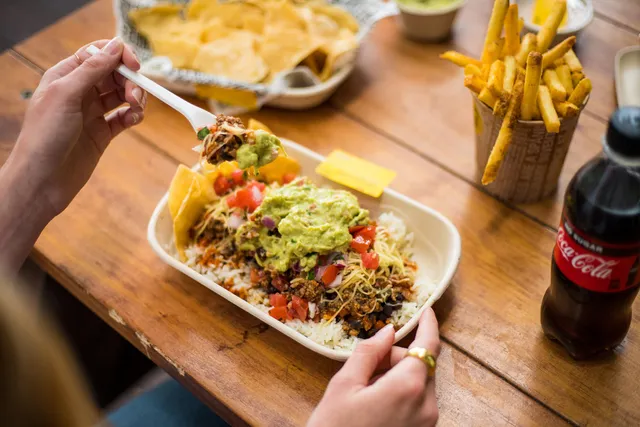 Guzman y Gomez - Bankstown Airport - 335 Henry Lawson Dr, Bankstown NSW ...