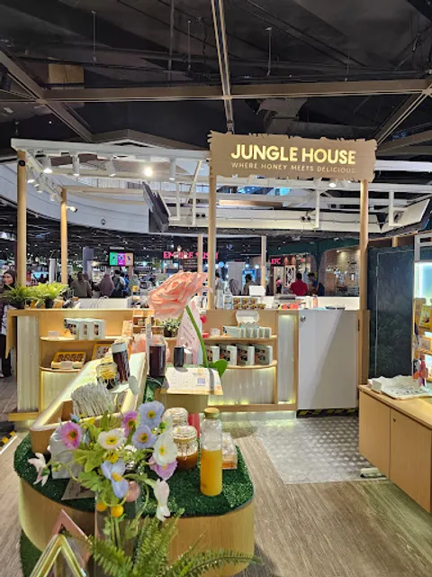 Jungle House Central i-City - reviews,open hours,photo spots, things to ...