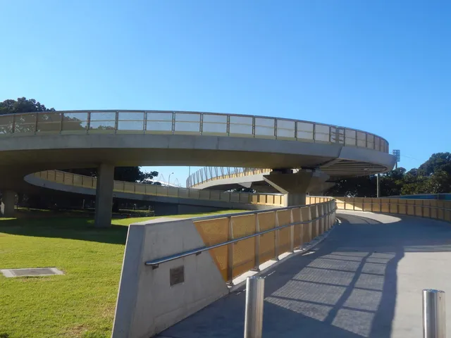Albert ‘Tibby’ Cotter Pedestrian Bridge - reviews,open hours,photo ...
