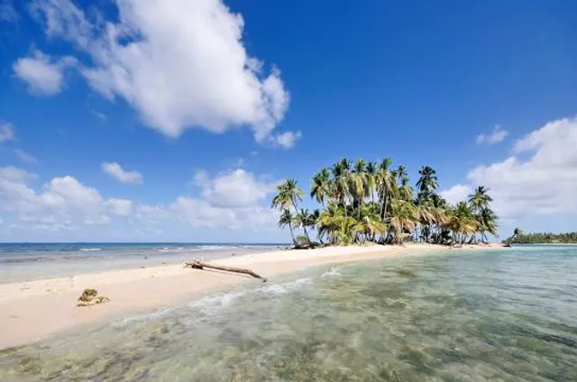 Saluag Island - reviews,open hours,photo spots,things to do ...