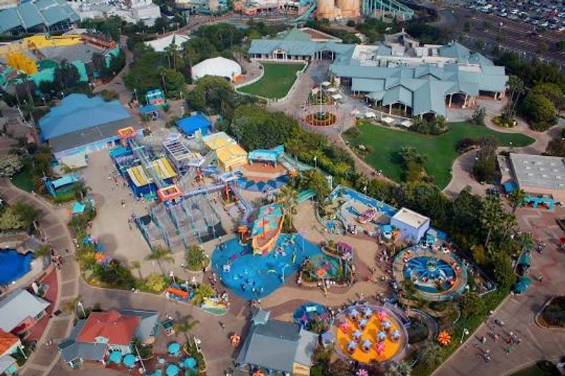 SeaWorld San Diego - reviews,open hours,photo spots,things to do ...