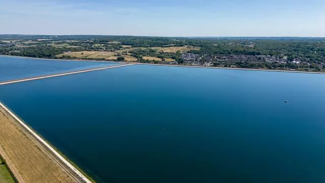King George's Reservoir in London, United Kingdom - reviews,open hours ...