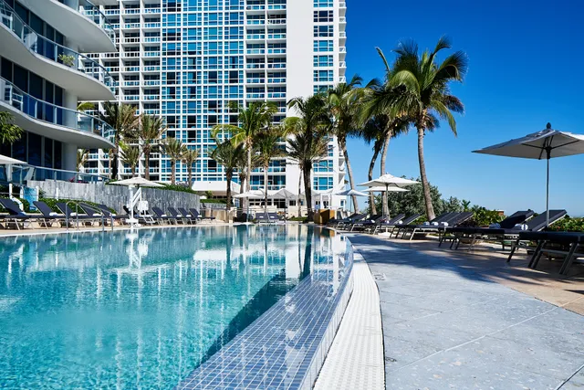 Carillon Miami Wellness Resort - reviews,open hours,photo spots,things ...