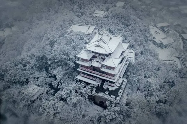 Wushan Square - reviews,open hours,photo spots,things to do ...