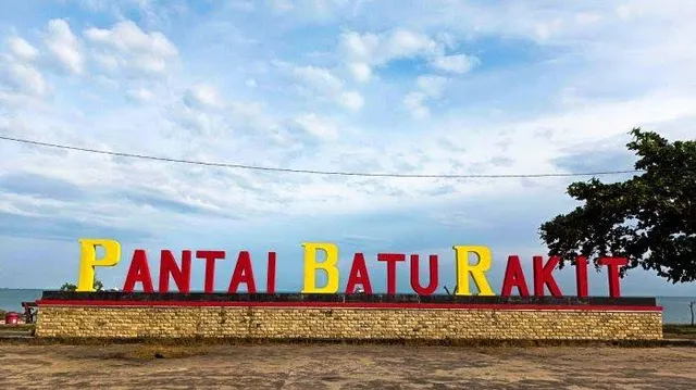 Pantai Batu Rakit - reviews,open hours,photo spots,things to do ...