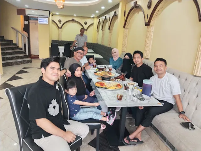 Saraya Restaurant - reviews,open hours,photo spots, things to do | WanderBoat AI Trip Planner